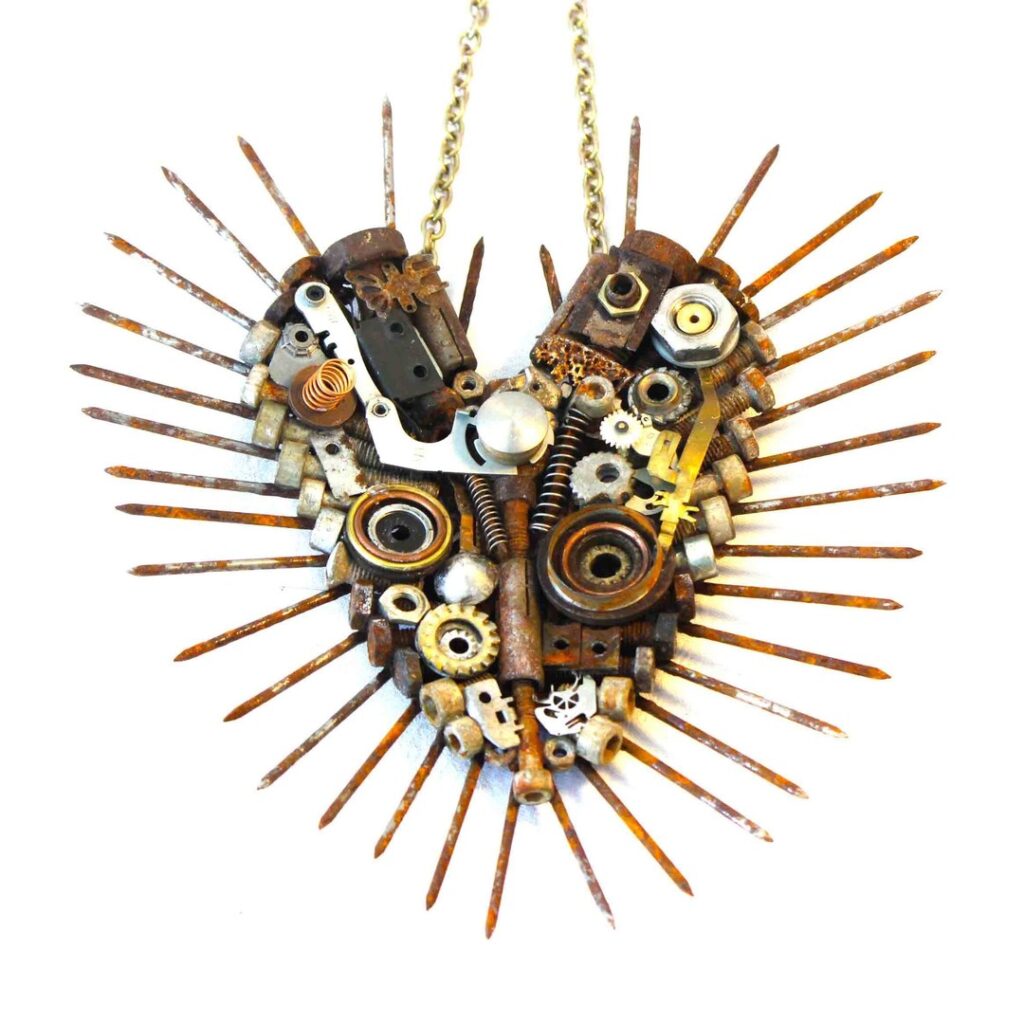 Surreal Art Figures Made From Scrap Metal -Vortex Recup'Art