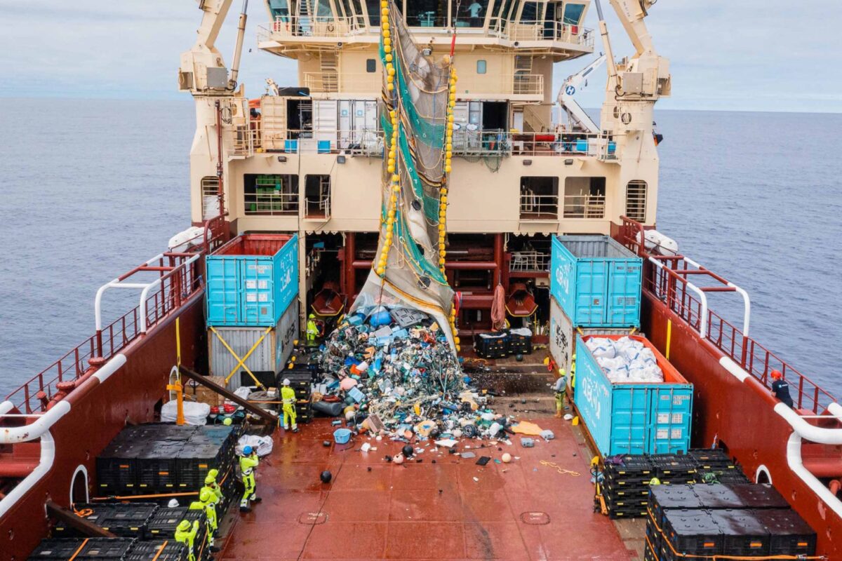 Fishing Responsible For 75% Of The Pacific Garbage Patch - The Ocean ...