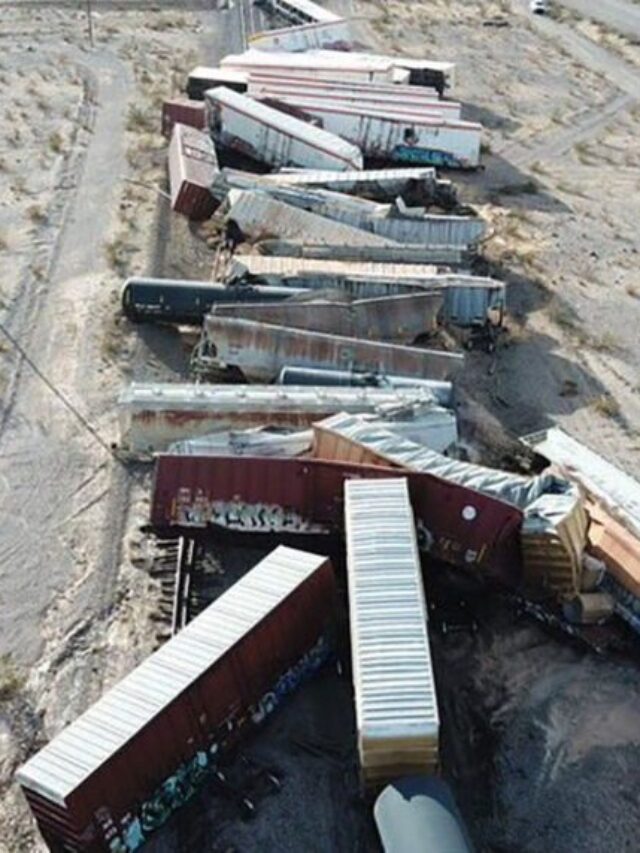 Barge carrying 1,400 tons of Highly Flammable Methanol stuck in Ohio ...
