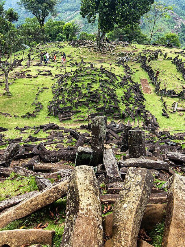 Unveiling the World's Oldest Pyramid of Gunung Padang: A Gateway to a ...