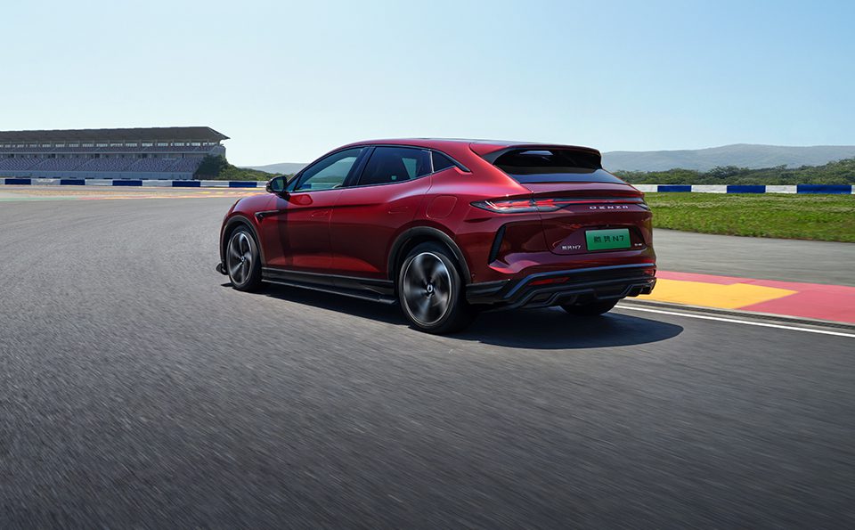 BYD's Denza N7: A Formidable Rival to Tesla's Model Y with Over 20,000 ...