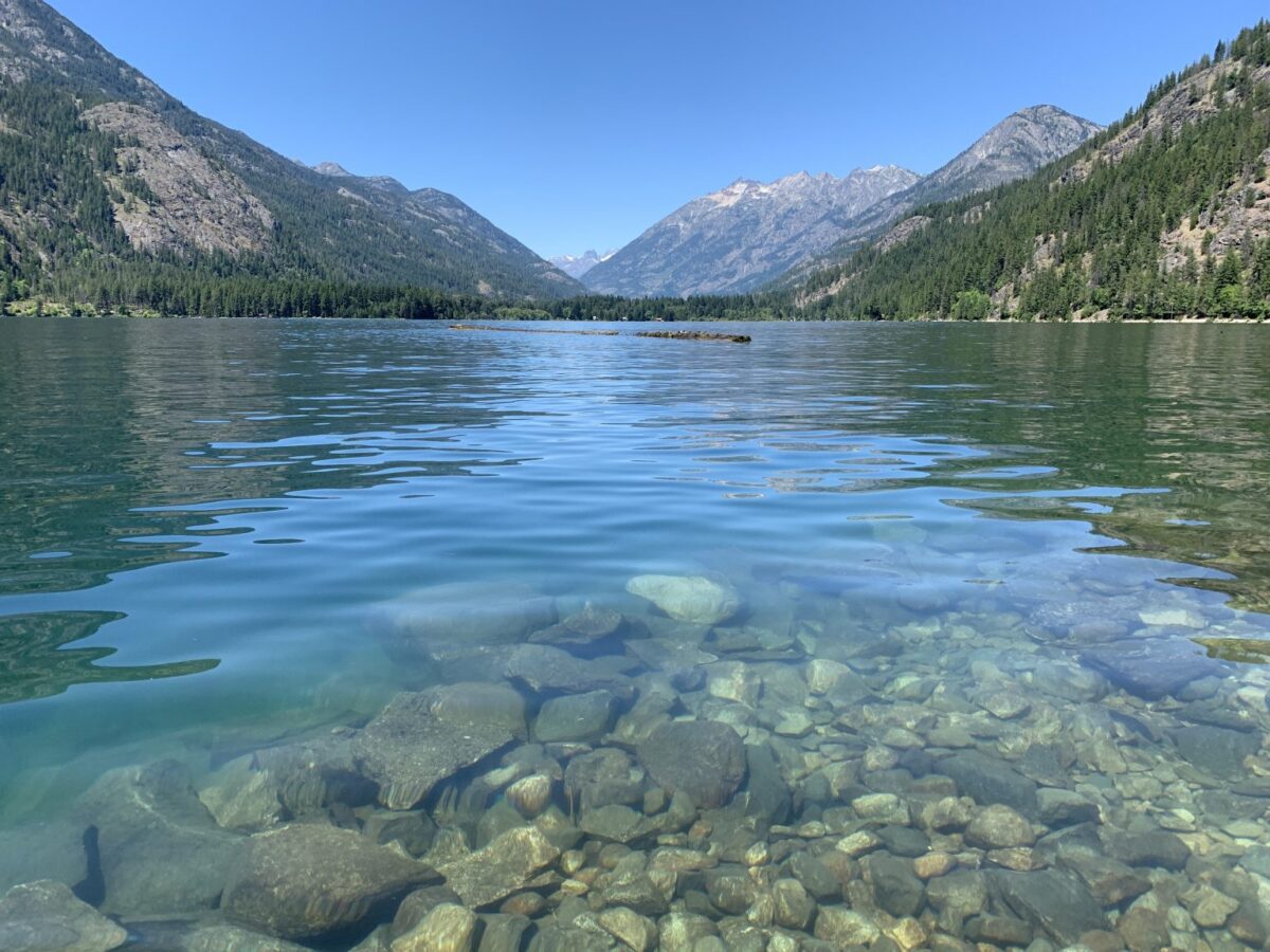 America's Aquatic Jewels: Exploring theTop 10 Cleanest Lakes in the ...