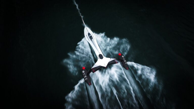 EPFL's SP80 Aims for Sailing Speed Record with Groundbreaking Hydrofoil ...