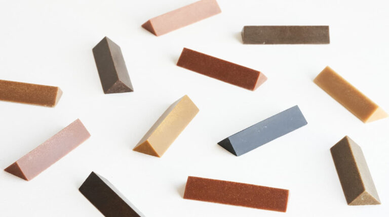 Forest Crayons: How Playfool Uses Japan’s Recycled Trees to Craft Artful Colors - Karmactive