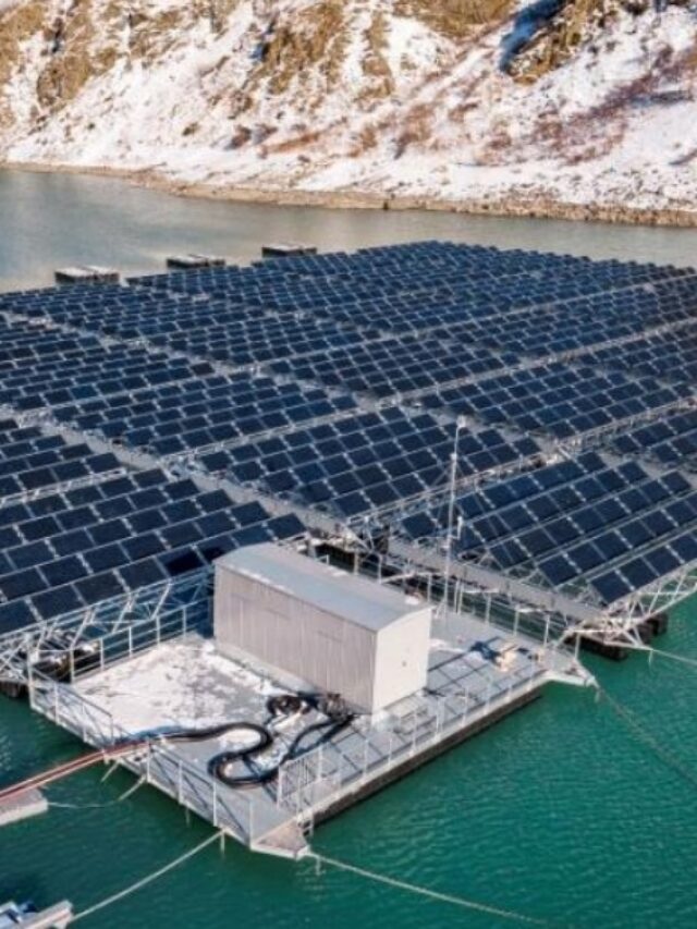 Alpine Floating Solar Park in Swiss Alps Produces 800,000 kWh, Powers ...