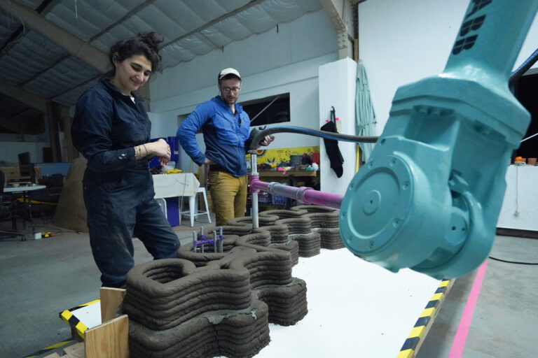MIT’s 3D-Printed Mud Molds Aim to Halve Concrete’s 8% Carbon Emissions ...