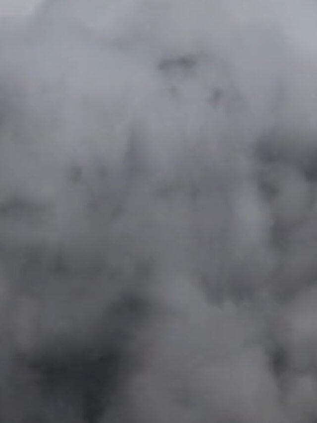 Poás Volcano Red Alert: 4.5 km Ash & 600 t SO₂ Halt Park - Karmactive