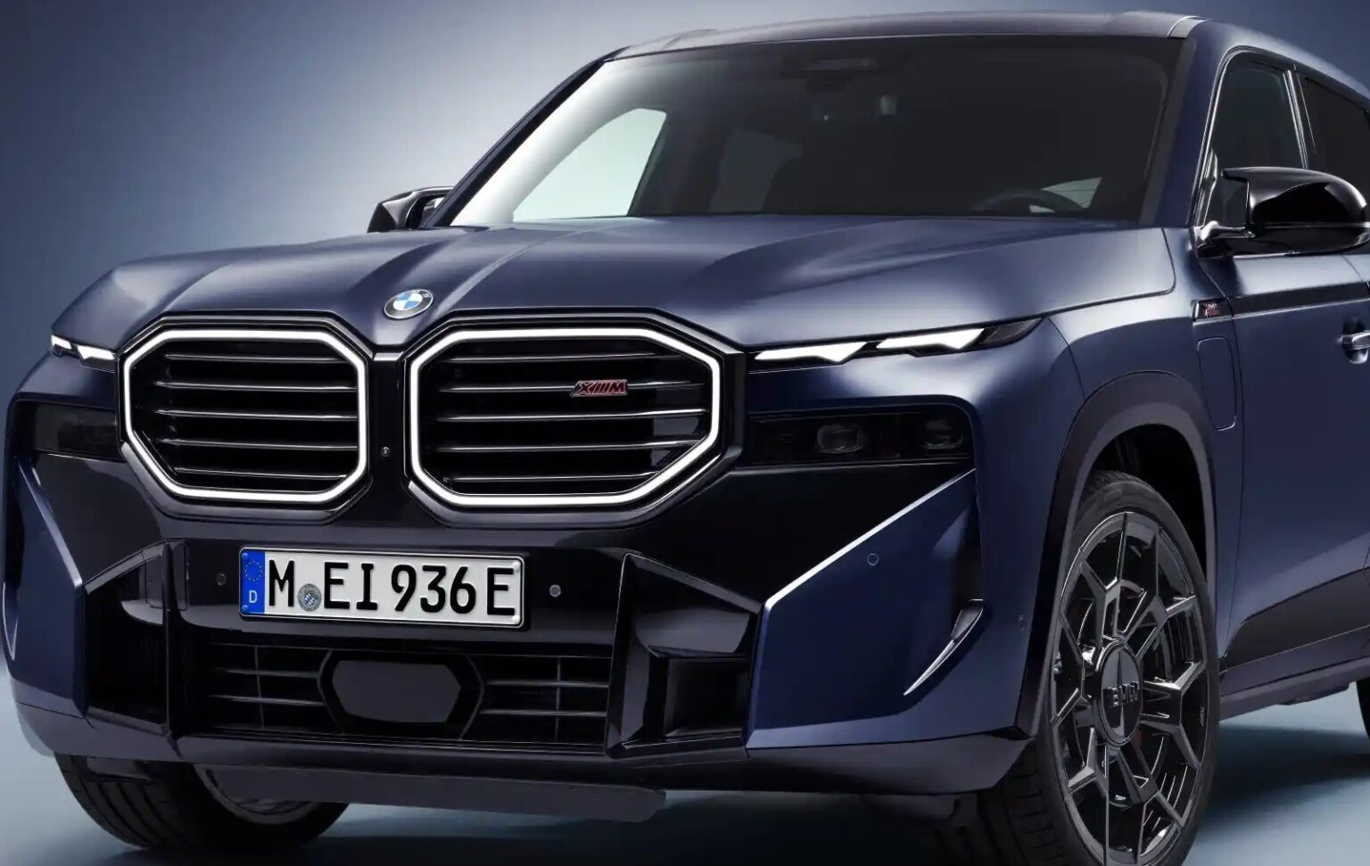 2026 BMW XM Label Becomes Only Option with 738 HP and 33% Faster Charging Speed - Karmactive
