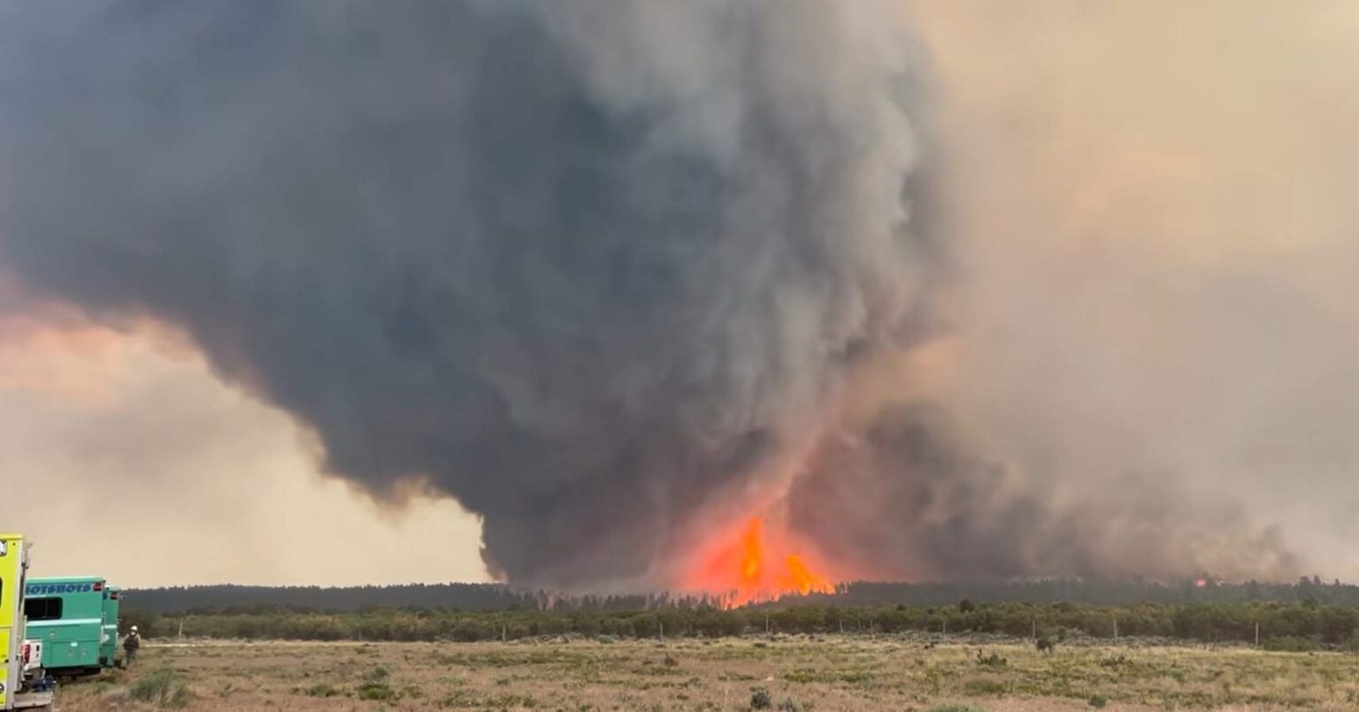 Deer Creek Fire Creates Rare Pyrovortex: 8,925 Acres Burned, 0% ...