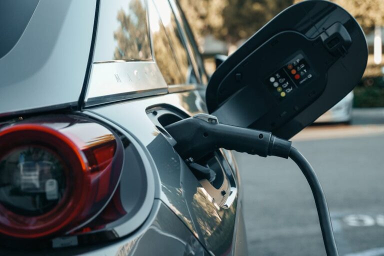 San Francisco Wins $7.8 M, 403‑Charger Plan Poised to Electrify 40 % of ...