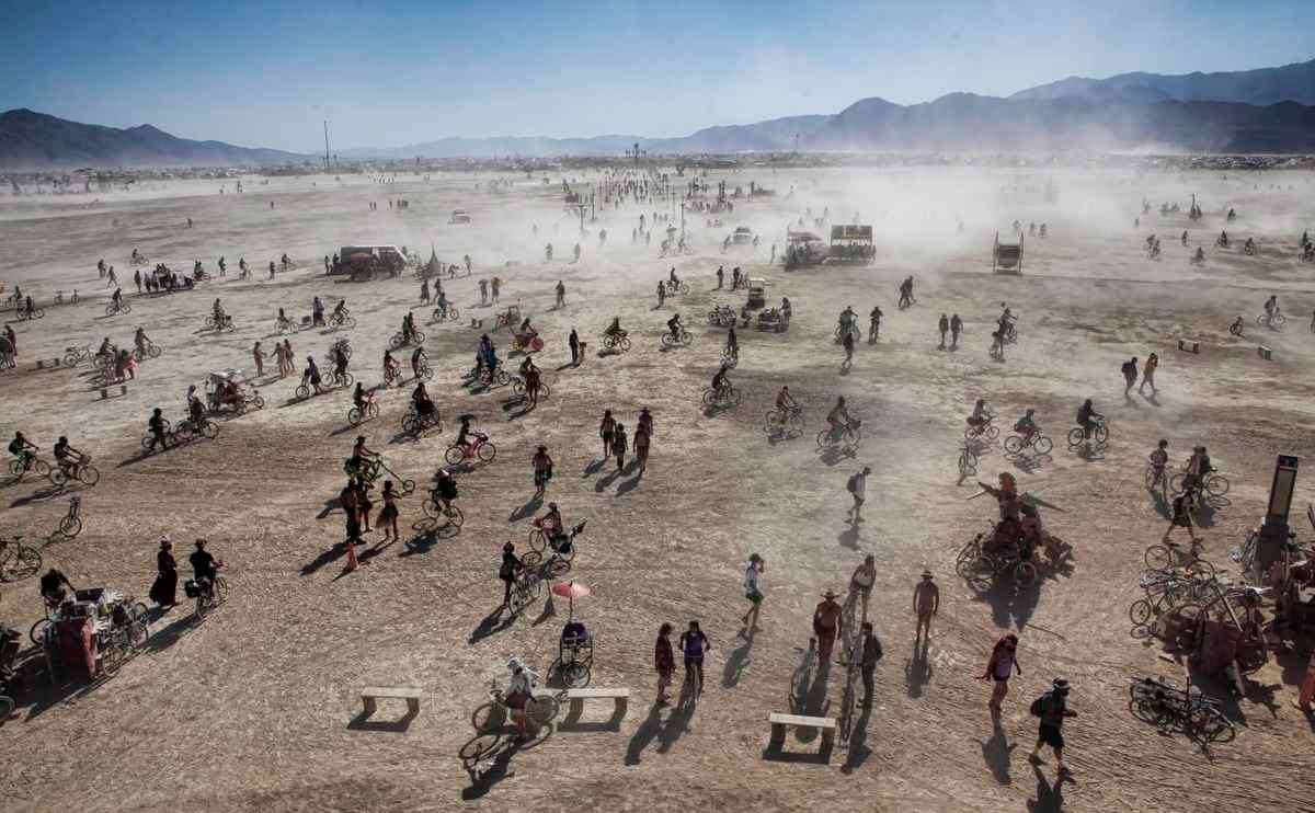 Burning Man Health Risks: Playa Dust Chemical Burns, Heat Stroke ...